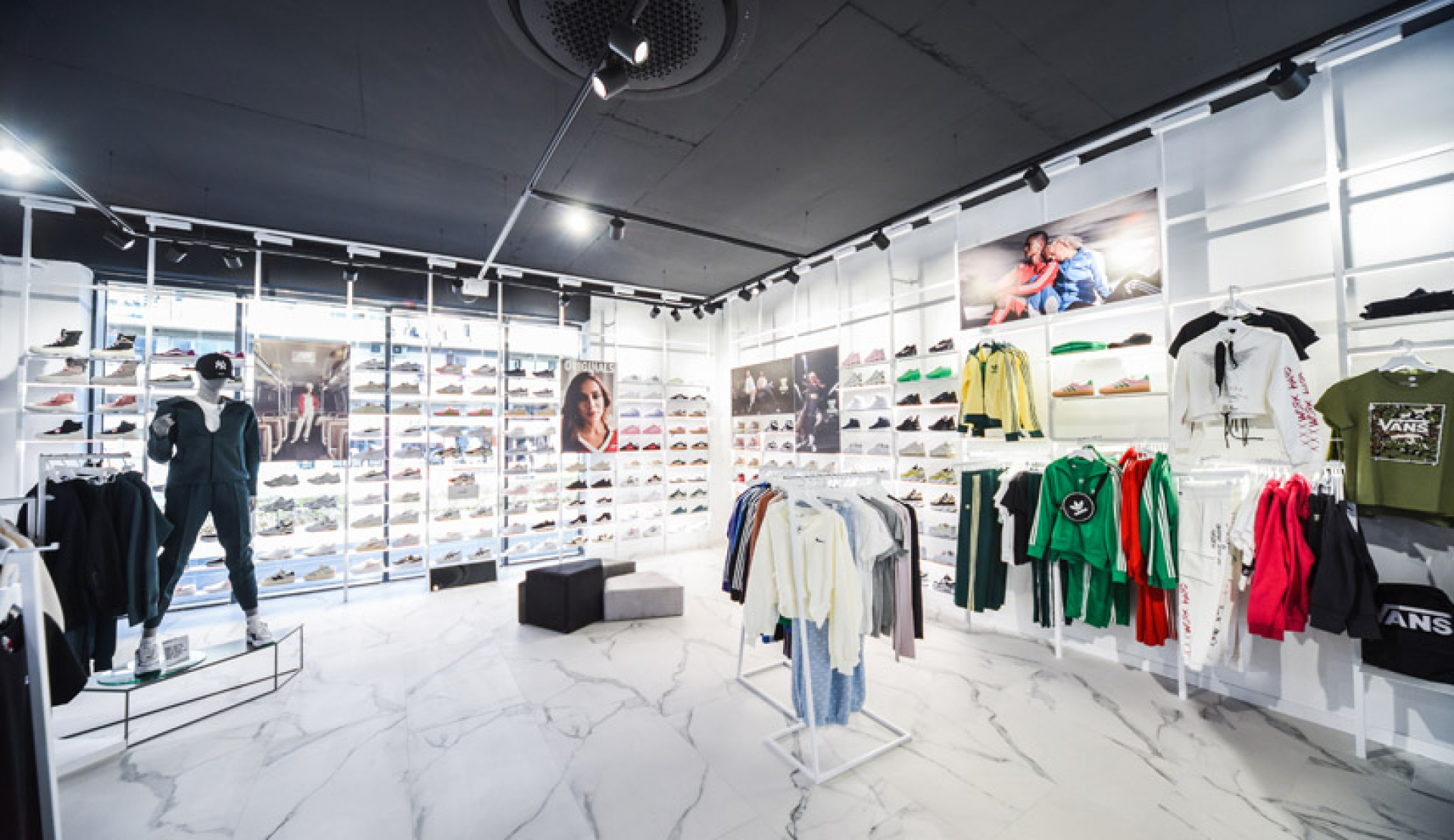 Buzz Nikšić radnja | Buzz Sneaker Station - Online Shop